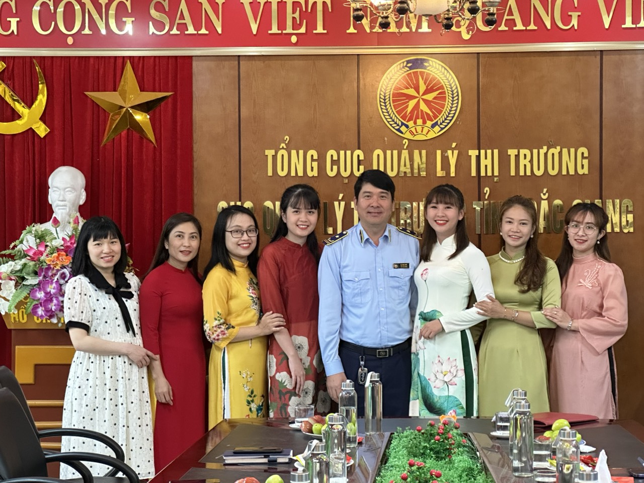 Tổ Công đoàn cơ quan Cục QLTT tỉnh Bắc Giang tổ chức kỷ niệm ngày Quốc tế Phụ nữ 08/3 - Trang ...